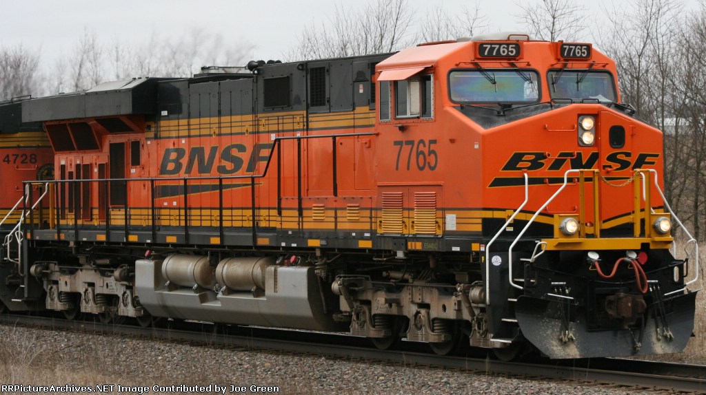 BNSF 7765